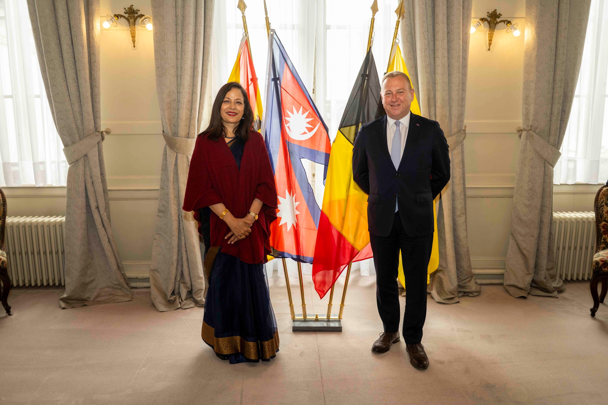 Rencontre avec l'Ambassadrice de la République du Népal - Gouverneur de ...